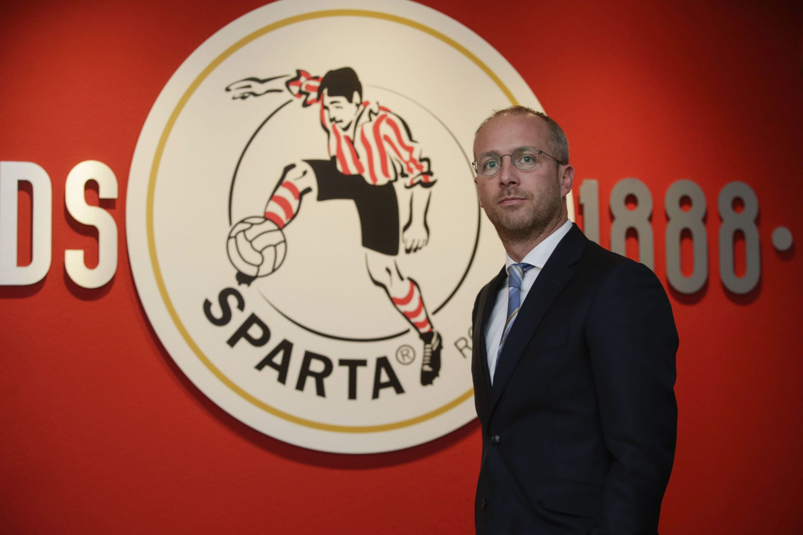 Manfred Laros beantwoordt tien supportersvragen - Sparta Rotterdam ...