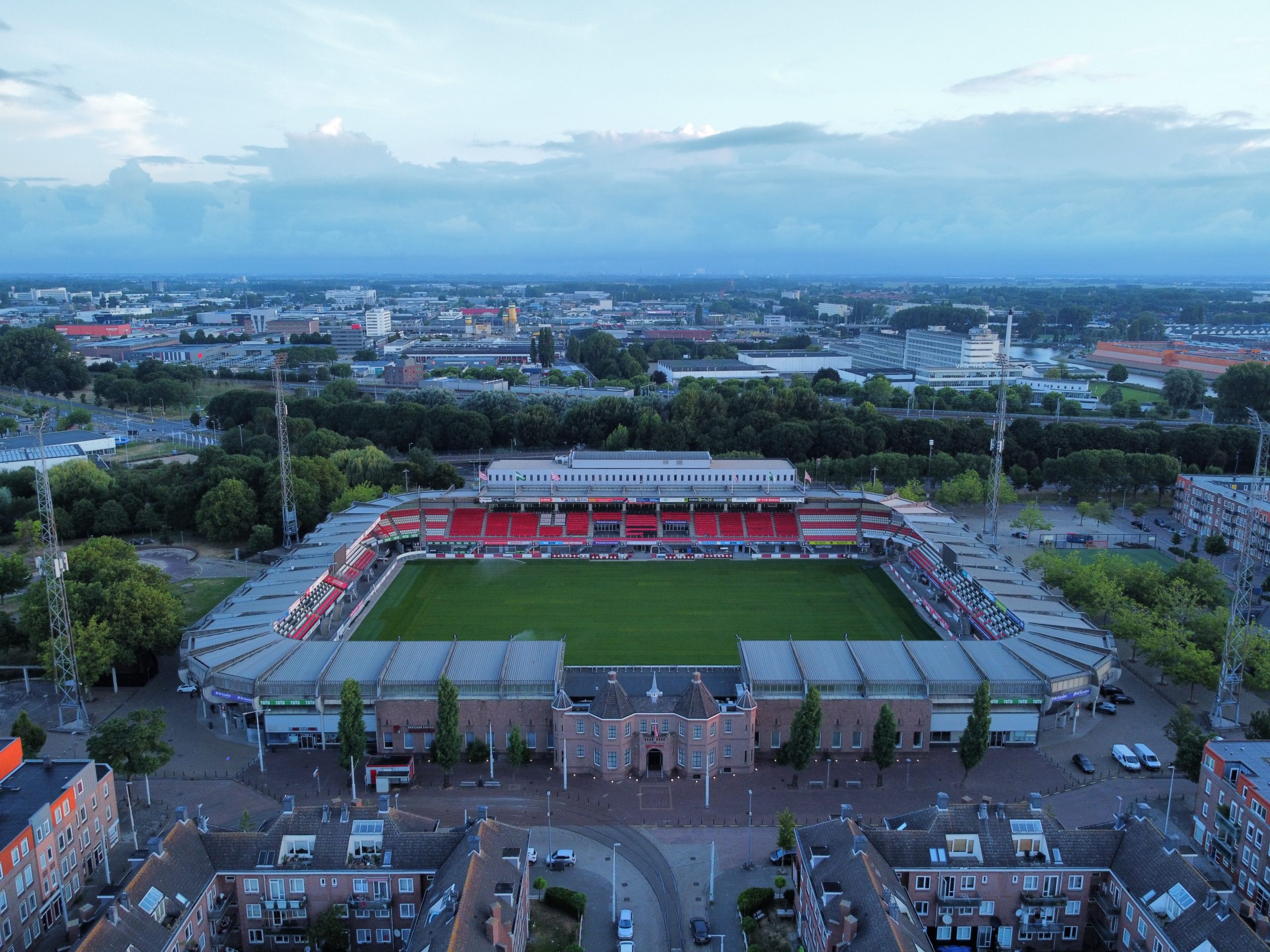 Sparta verwelkomt nieuwe leden in de Business Club - Sparta Rotterdam ...
