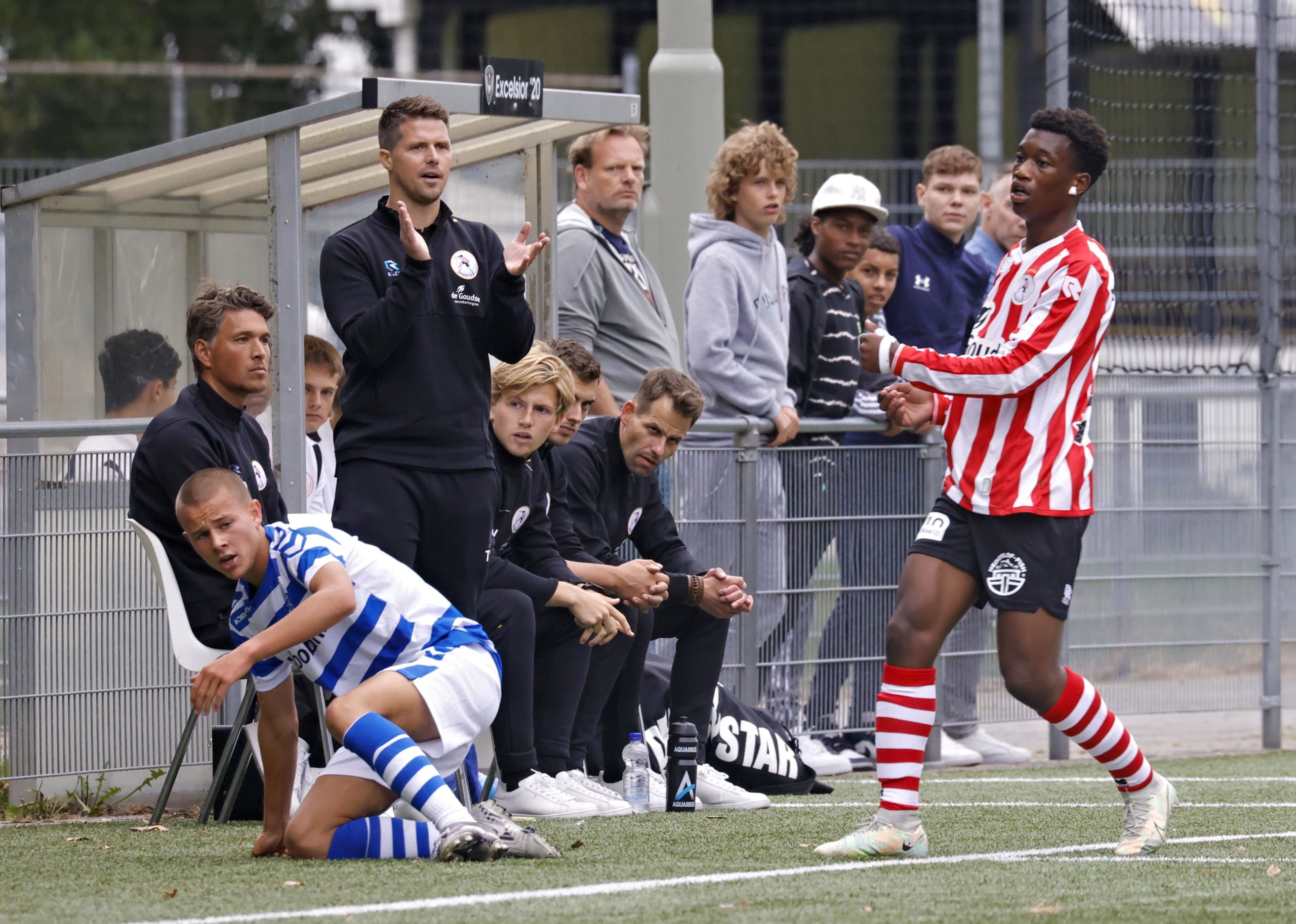 Omar Rziki trainer Sparta O16, Tim Vincken naar O18 - Sparta Rotterdam ...