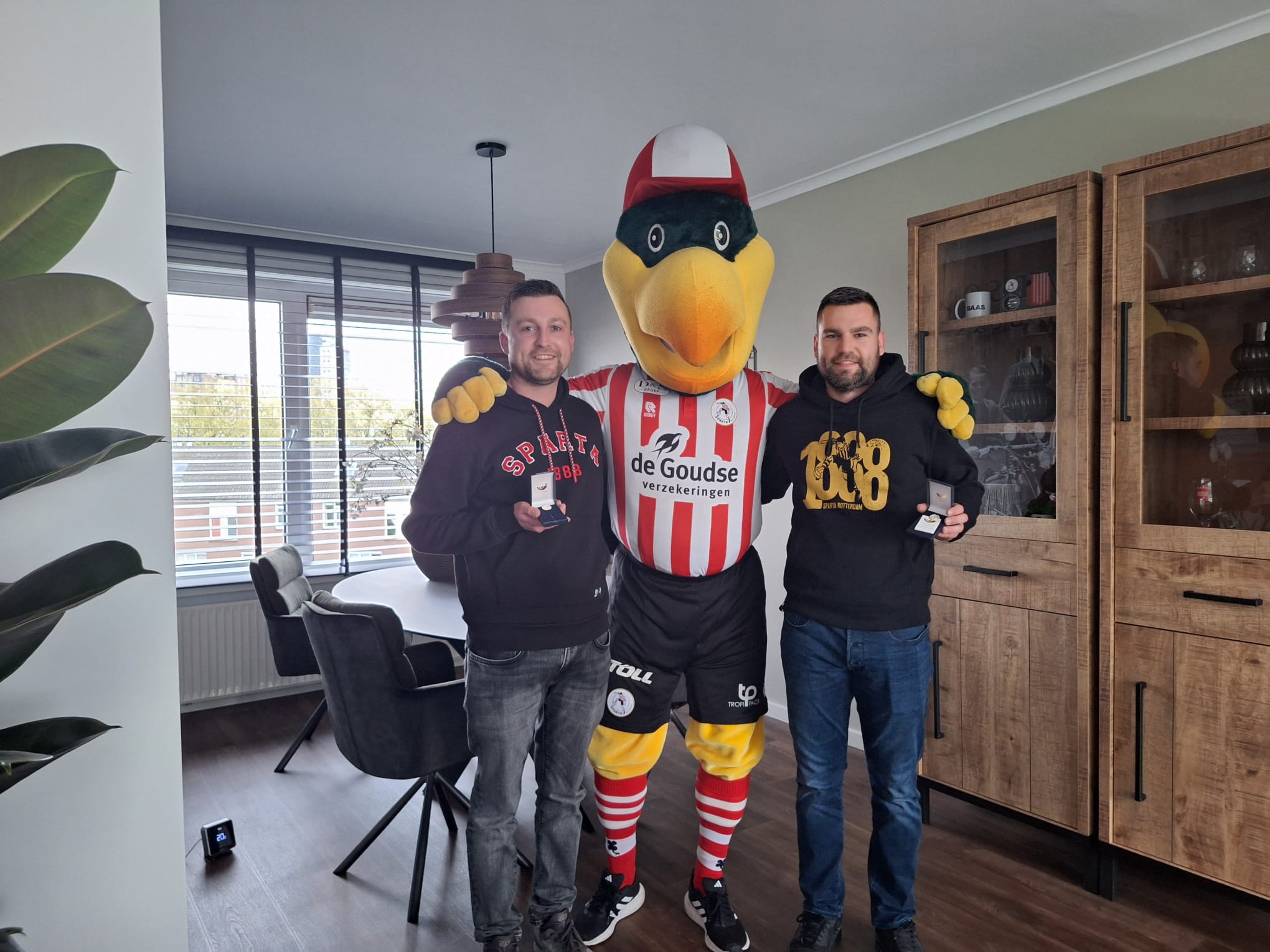 Lydia van der Hoff, Dave van der Meer, Mourad Mghizrat en Sparta Piet ...