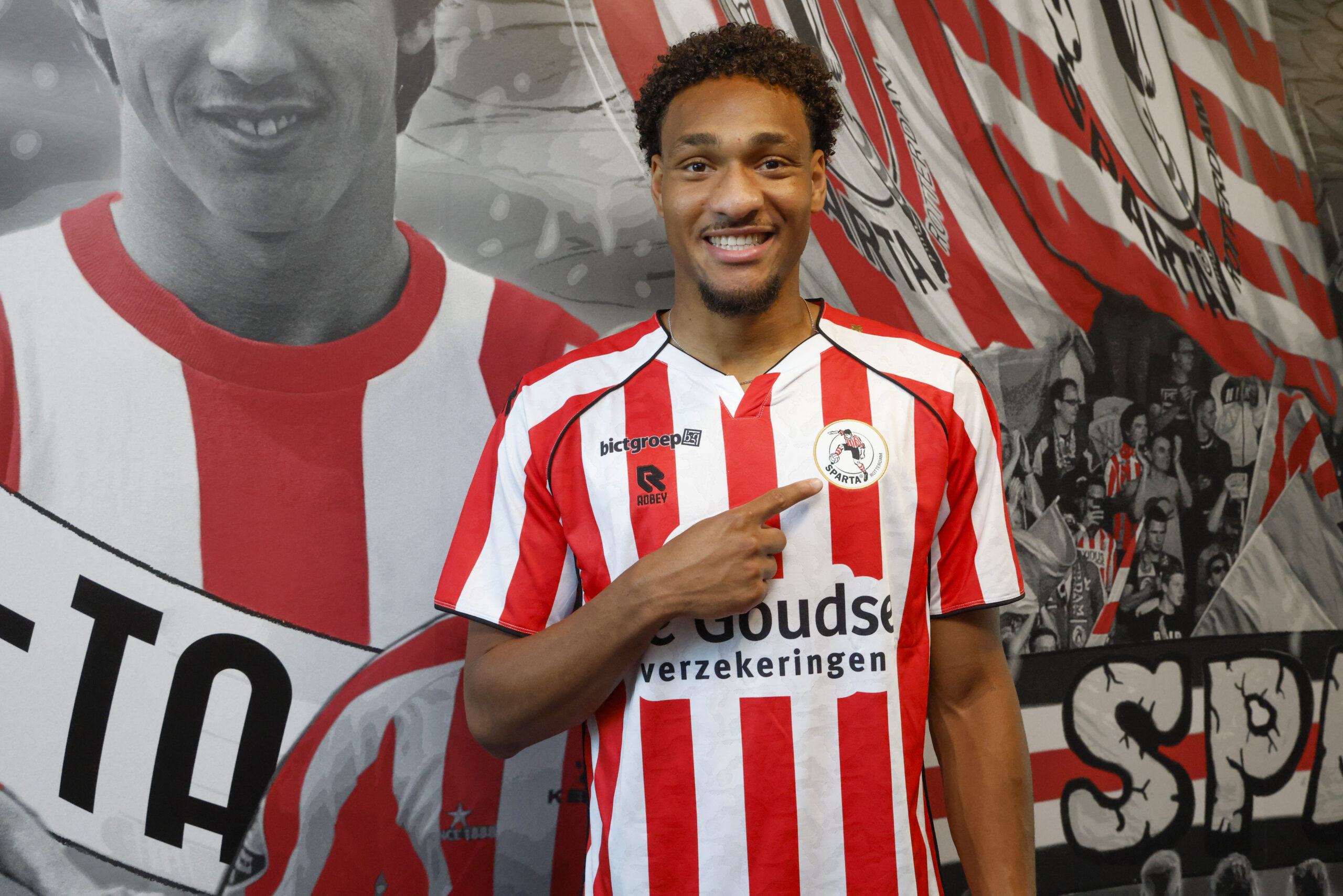 Quincy Hoeve: "Wil zo snel mogelijk bij het eerste elftal aansluiten" - Sparta Rotterdam ...