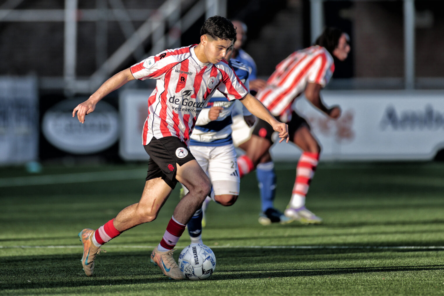 Jong Sparta houdt stand en speelt gelijk bij Spakenburg | Sparta Rotterdam